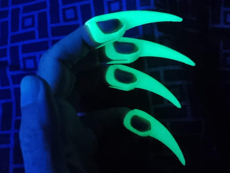 Claws and Clamps - BDSM Claws and Flesh Clamps for sensation play